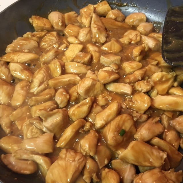 cooking chicken thigh chunks in teriyaki sauce – Cook Plate Fork