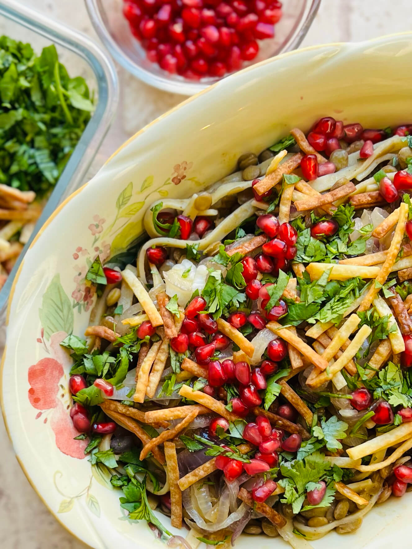 Syrian-Style Pasta and Lentils With Pomegranate Molasses – Harak Osbao ...