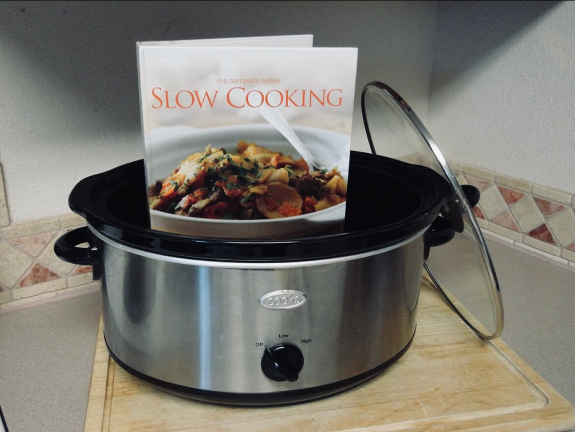 Top Tips for Safe Slow Cooking – Cook Plate Fork